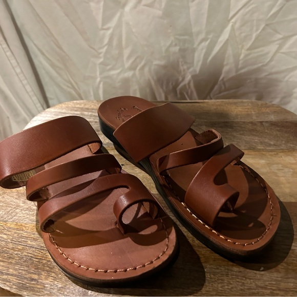 jerusalem | Shoes | Jerusalem Leather Toe Strap Sandals Stunning | Poshmark